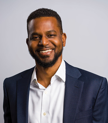 Adrian Persaud | Uzun+Case